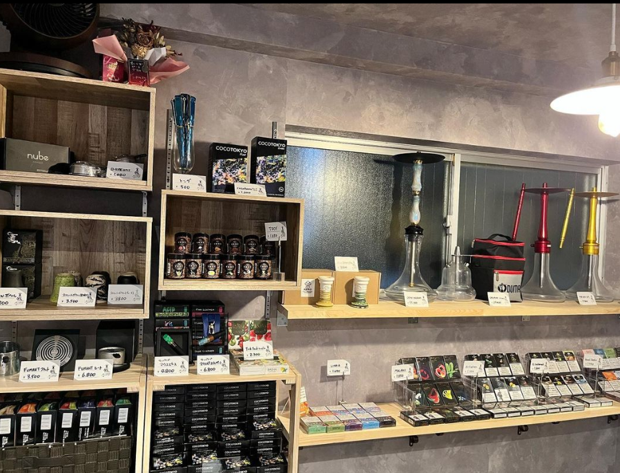 シーシャカフェ ALMASTI(アルマスティ)大塚店 - バー | 店舗紹介.com